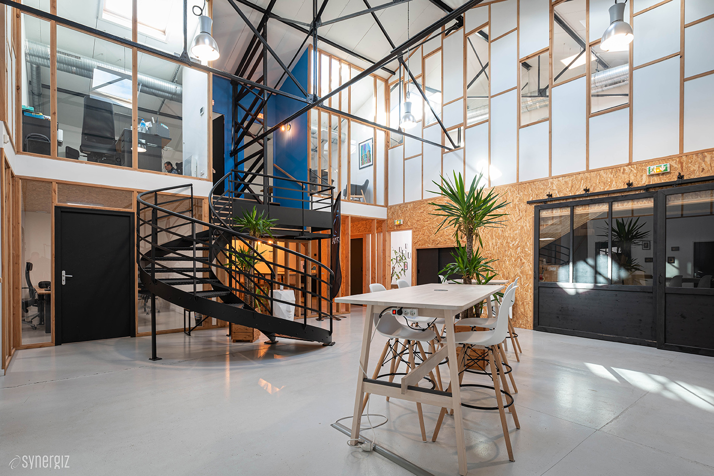 Working in mixed reality at Synergiz